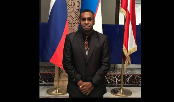 Bangga! Anak Muda Papua, Steve Mara Pimpin Simulasi Sidang PBB di ...