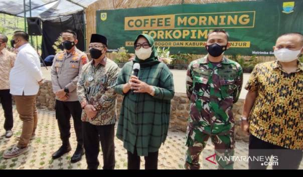 Untuk Solusi Kemacetan Jangka Panjang, Bupati Bogor dan Cianjur Desak Bangun Jalur Puncak II