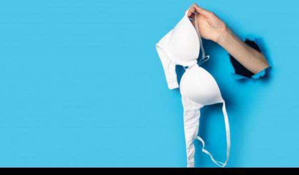 Polemik No Bra Day dan Gerakan Bakar Bra Tahun 60-an