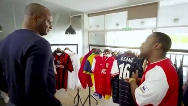 Legenda Arsenal Patrick Vieira Ogah Pegang Jersey Roy Keane