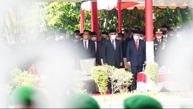 Kakanwil Kemenkumham Sulsel Hadiri Upacara Pengibaran Merah Putih di Rujab Gubernur