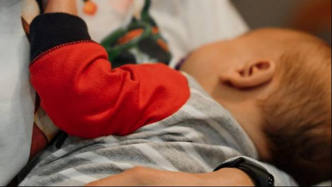 Dialami Ria Ricis, Apa Itu Mastitis, Gejala dan Penyebabnya pada Ibu ...