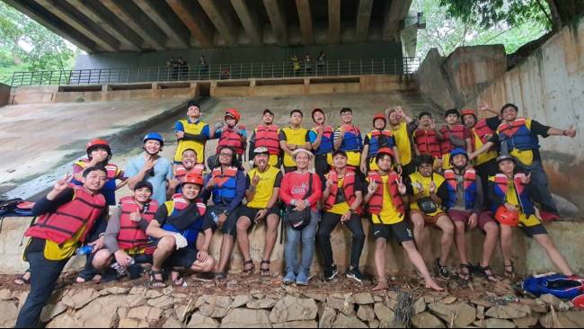 Oetama Cup 2022 Gaungkan Semangat Peduli Lingkungan Melalui River Clean Up