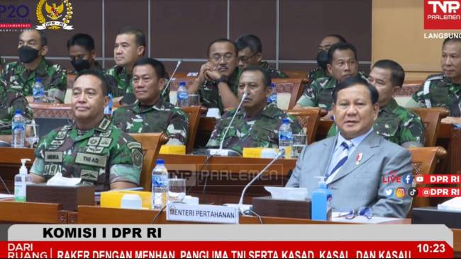 Bahas Anggaran, Prabowo, Panglima TNI, KSAD dan KSAL Rapat Tertutup Bersama DPR