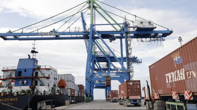 Pelindo Regional 4 Optimistis Aktivitas Ekspor Impor Tahun Ini Tumbuh 10%