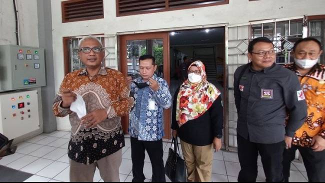 Didatangi Kemnaker, Warung SS Cabut Surat Pemotongan Gaji untuk Pekerja ...
