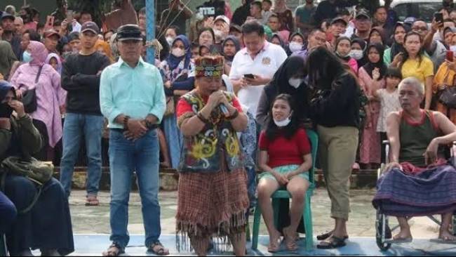 Viral di TikTok, Pengobatan Ida Dayak Ramai Didatangi Pasien Lumpuh ...