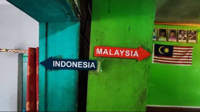 Menengok Rumah Dua Negara yang Ada di Pulau Sebatik, Berdiri di ...