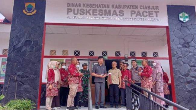 Serah Terima Gedung Puskesmas Pacet, Bantuan Rehabilitasi Gedung ...