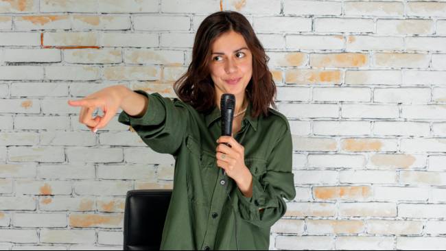 Profesi MC Bukan sekadar Pembawa Acara: Harus Cerdas, Kreatif, dan Berwawasan Luas