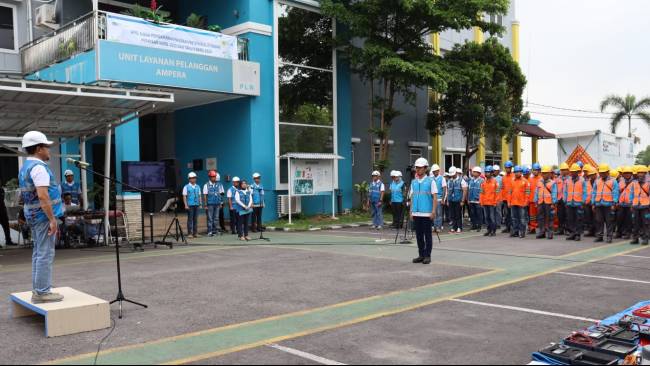 Gelar Apel Siaga Nataru, PLN UP3 Palembang Siap Pasok Listrik Andal dan Petugas Yang Siaga