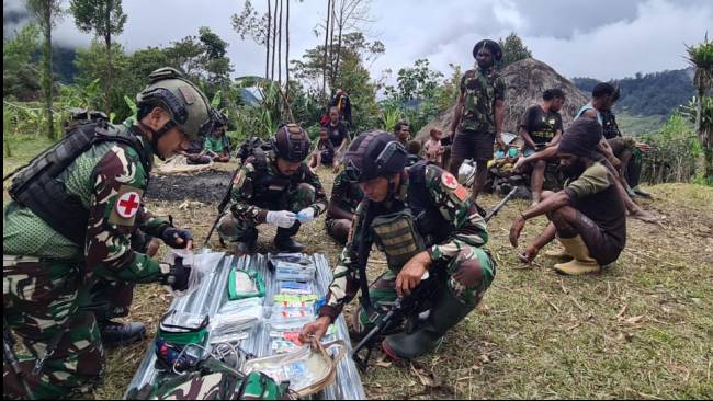 Satgas TNI Beri Layanan Kesehatan Untuk Warga Nduga
