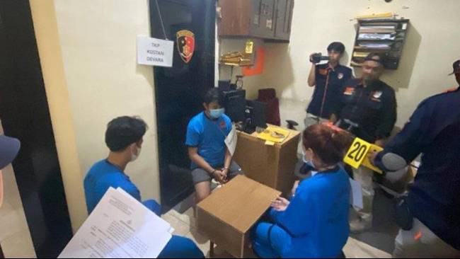 Devara, Didot, dan Reza, Tersangka Pembunuhan Indriana Dihadirkan Saat ...