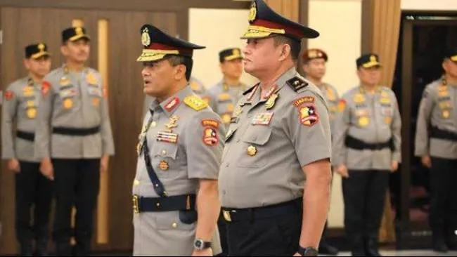 Ahmad Luthfi Naik Pangkat Jadi Komjen, Irjen Ribut Hari Wibowo Resmi ...