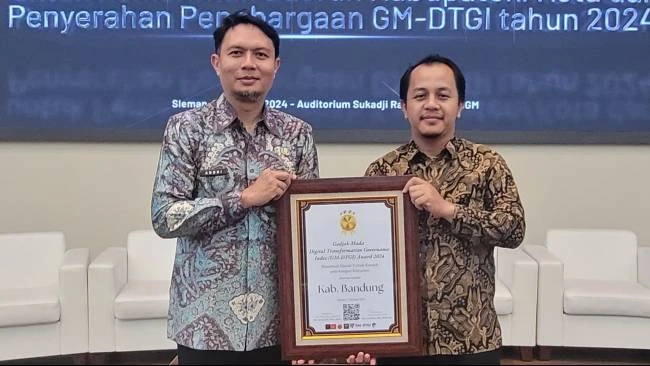 Digelar UGM dan Kemenkominfo, Pemkab Bandung Raih Penghargaan GM-DTGI ...