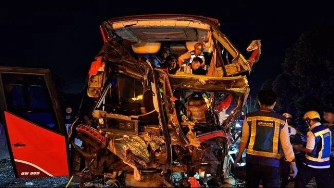 Fakta-Fakta Kecelakaan Rombongan Peziarah di Tol Cipularang: Kronologi hingga Jumlah Korban Terbaru