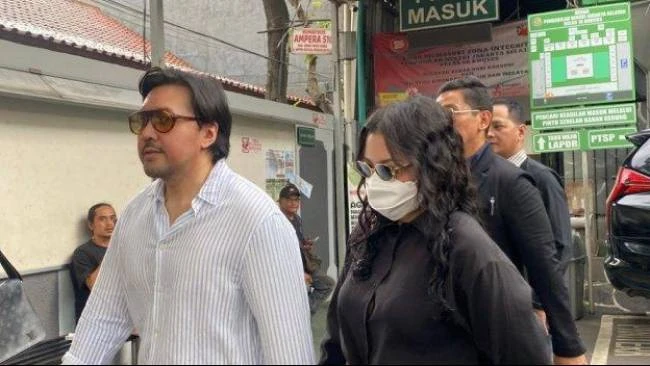 Sidang Perdana Kasus Video Syur Audrey Davis Ditunda, Pengacara Ungkap Alasannya