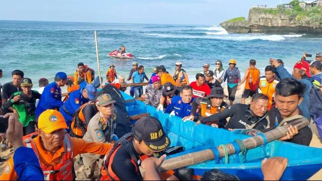 Update Siswa Terseret Ombak di Pantai Drini Gunungkidul, Korban Hilang Ditemukan Keadaan Meninggal
