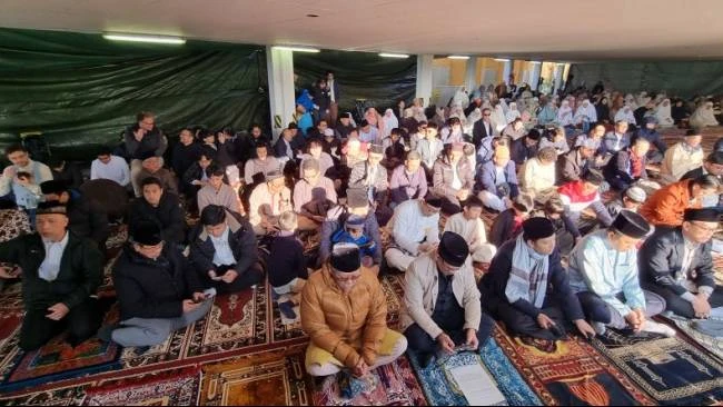 Momen Perayaan Idulfitri 2025 di PTRI Jenewa, Membawa Kembali Suasana ...