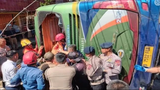 Kronologi Kecelakaan Bus ALS di Padang Panjang yang Tewaskan 12 Orang