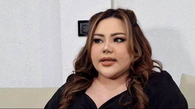 Drama Lisa Mariana Belum Usai, Tak Lagi soal Klaim Punya Anak RK Kini ...