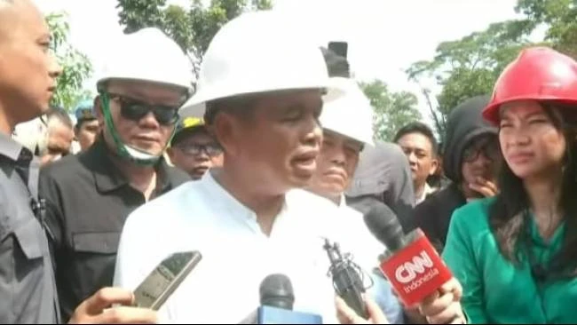 Dedi Mulyadi Cabut Izin Tambang di Cirebon yang Alami Longsor