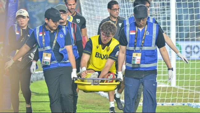 Ole Romeny Cedera di Laga Arema FC vs Oxford United, Kecewa Paulinho ...