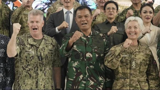 Viral Terduga Intel TNI Ditangkap Brimob saat Kerusuhan, Wakil Panglima ...