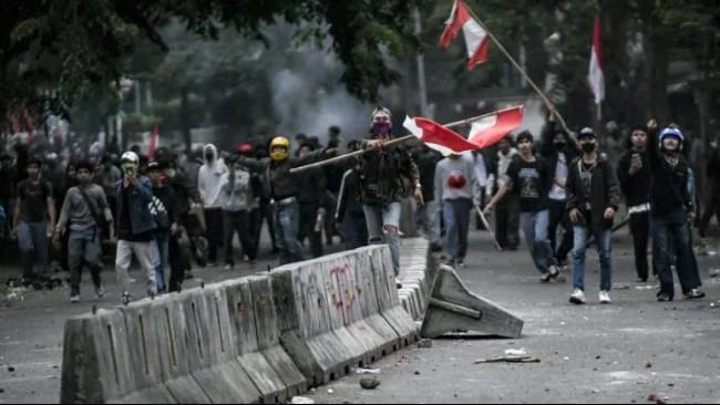 Kenaikan Tunjangan DPR Berujung Demo Besar, Pakar UGM: Kebijakan tanpa ...