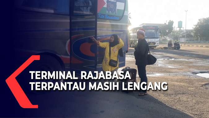 Terminal Rajabasa Masih Lengang dari Pemudik