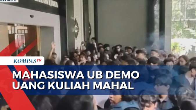 Mahasiswa UB Unjuk Rasa di Gedung Rektorat, Protes UKT Mahal!