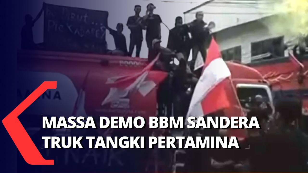 Detik-Detik Massa Demo Kenaikan Harga BBM Sandera Truk Tangki Pertamina