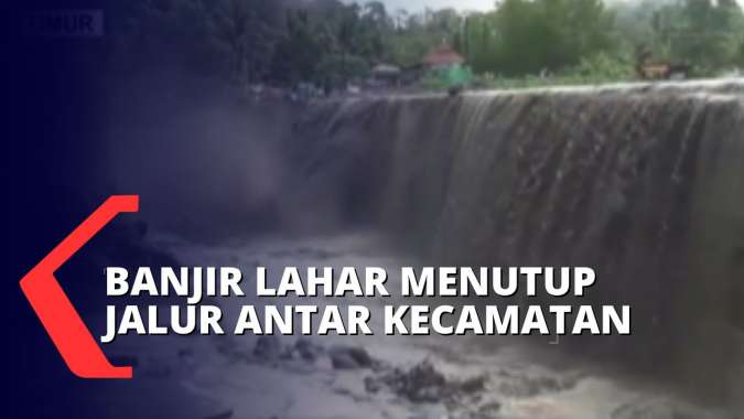Kawasan Puncak Gunung Semeru Diguyur Hujan, Banjir Lahar Menutup Jembatan Antar Dua Kecamatan!