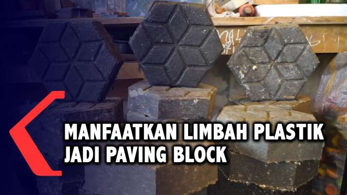 Keren, Warga Manfaatkan Limbah Plastik Diolah Jadi Paving Block