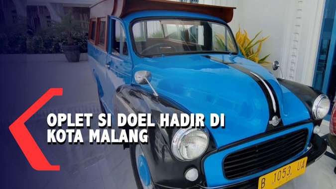 Mobil Oplet Si Doel Hadir Di Museum Motor Klasik Malang