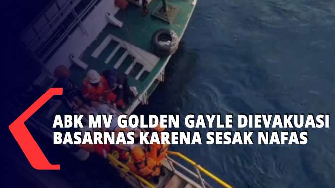 Detik Detik Basarnas Evakuasi Kru Kapal MV Gayle