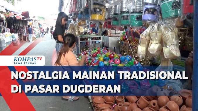 Nostalgia Mainan Tradisional di Pasar Dugderan