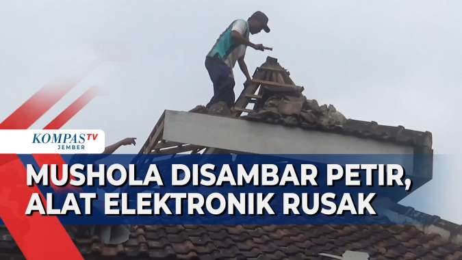 Mushola Disambar Petir, Atap dan Alat Elektronik Rusak