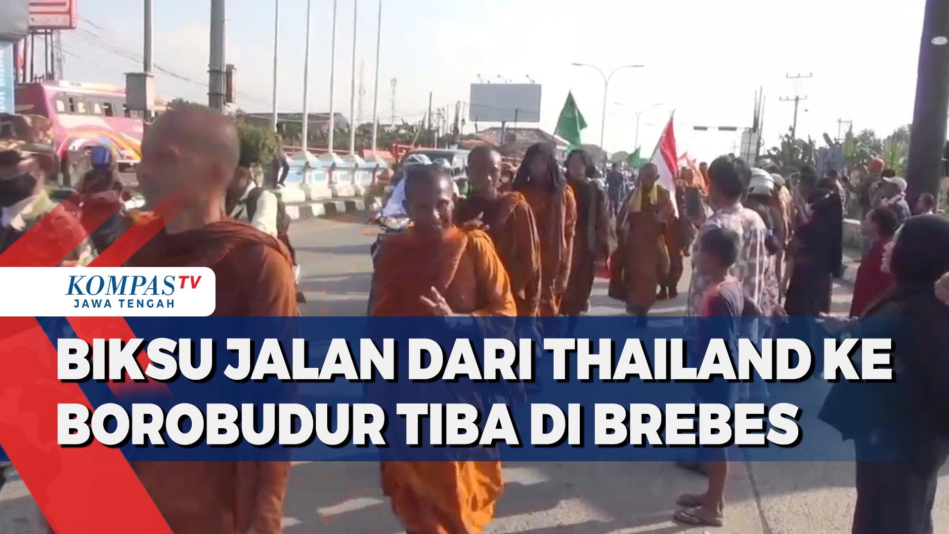 Video: Biksu Jalan Kaki dari Thailand ke Candi Borobudur