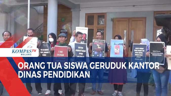 Anak Tidak Mendapat Sekolah, Orang Tua Demo Kantor Dinas Pendidikan