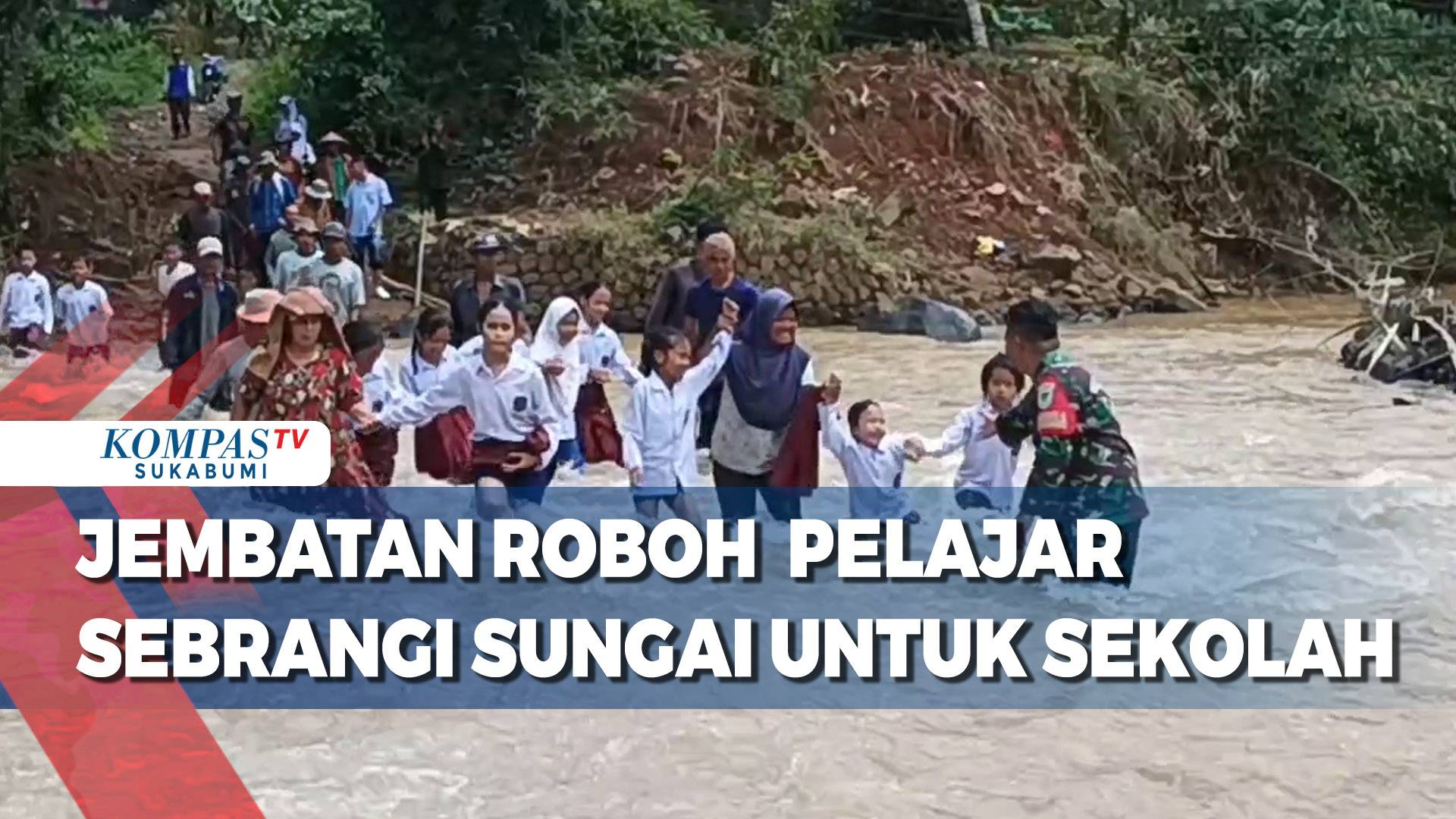 Video: Jembatan Roboh Puluhan Pelajar Sebrangi Sungai Untuk Sekolah