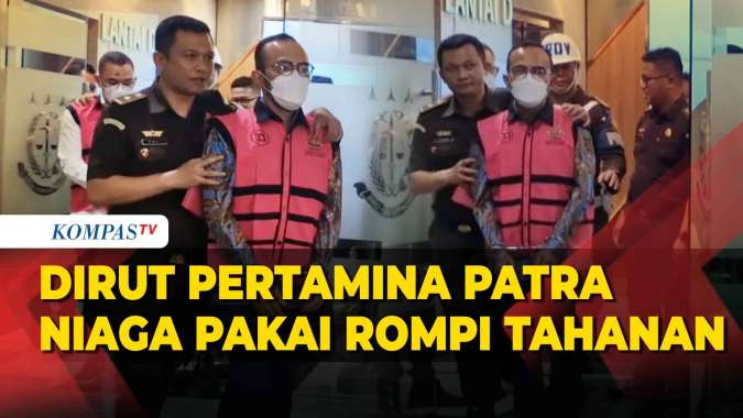Jadi Tersangka Korupsi Minyak, Dirut Pertamina Patra Niaga Digiring Pakai Rompi Tahanan