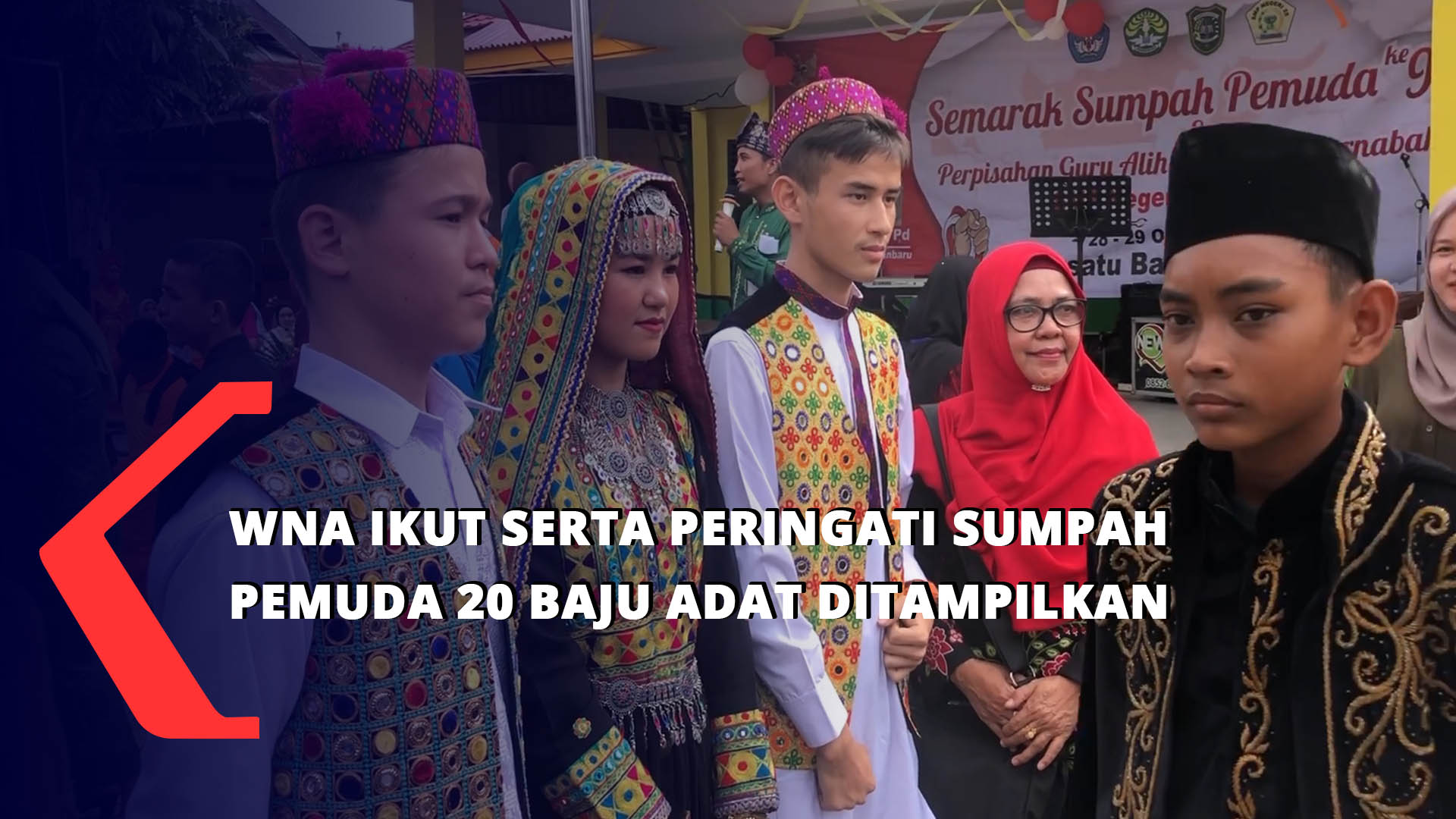 WNA Ikut Serta Peringati Sumpah Pemuda 20 Baju Adat Ditampilkan