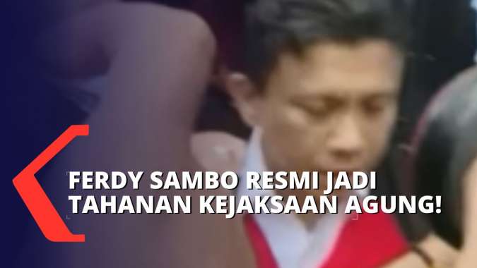 Pakai Rompi Warna Pink, Ferdy Sambo Resmi Jadi Tahanan Kejaksaan Agung!