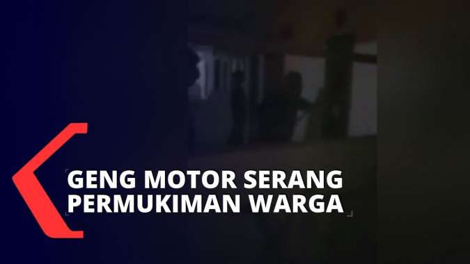 Mengerikan! Bawa Sajam, Geng Motor Serang Permukiman Warga