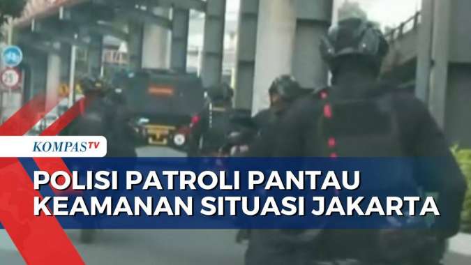Penampakan Polisi Patroli Pantau Keamanan Situasi Jakarta