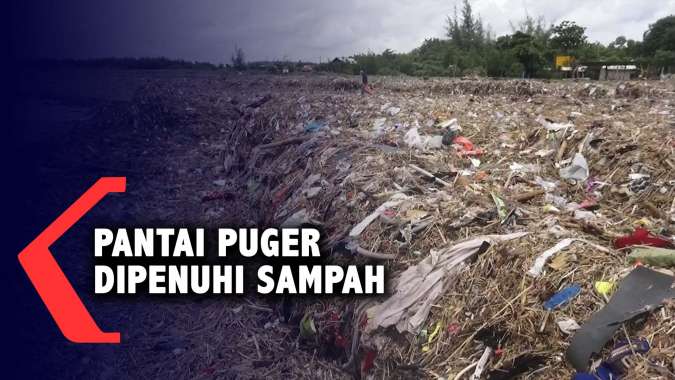Pantai Puger Jember Dipenuhi Tumpukan Sampah, Pengunjung Menurun