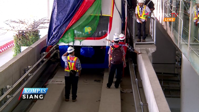 Skytrain Soetta Pertama di Indonesia
