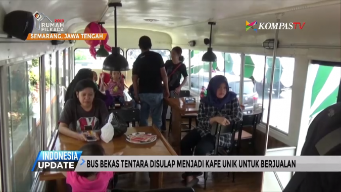 Menarik! Bus Bekas TNI Disulap Jadi Kafe Berjalan