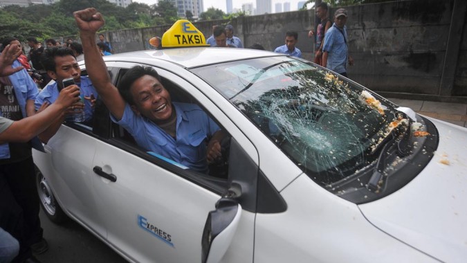 Bisnis Taksi Express Terjun Bebas Karena Ini...